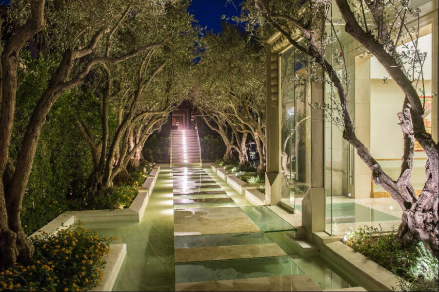 Palácio do Amor, em Beverly Hills, custa US$ 149 milhões