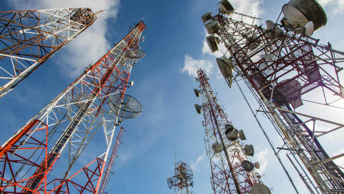 Elliott vence Vivendi e fica com a Telecom Italia