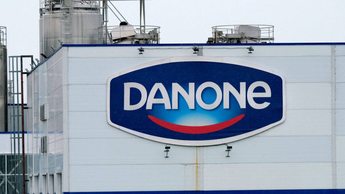 Danone deixará a Rússia e terá perdas de quase US$ 1 bilhão