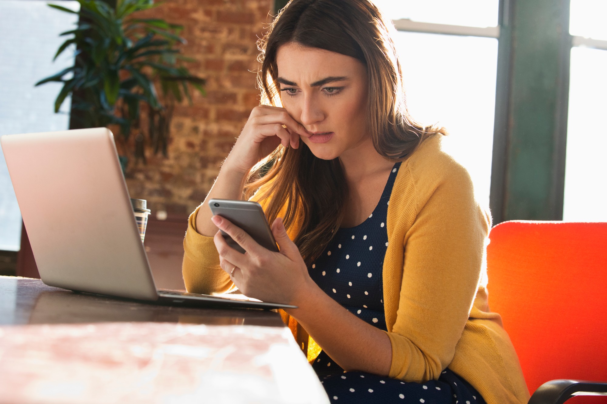 Por que a incerteza no ambiente de trabalho pode ser problemática e ...