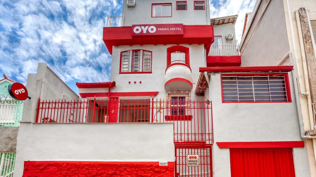 Operação da OYO na América Latina será administrada pelo SoftBank