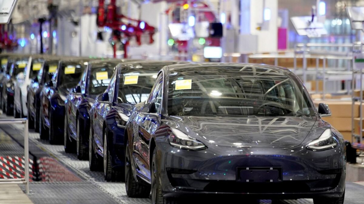 Tesla anunciará semana que vem uma fábrica de carros elétricos no México