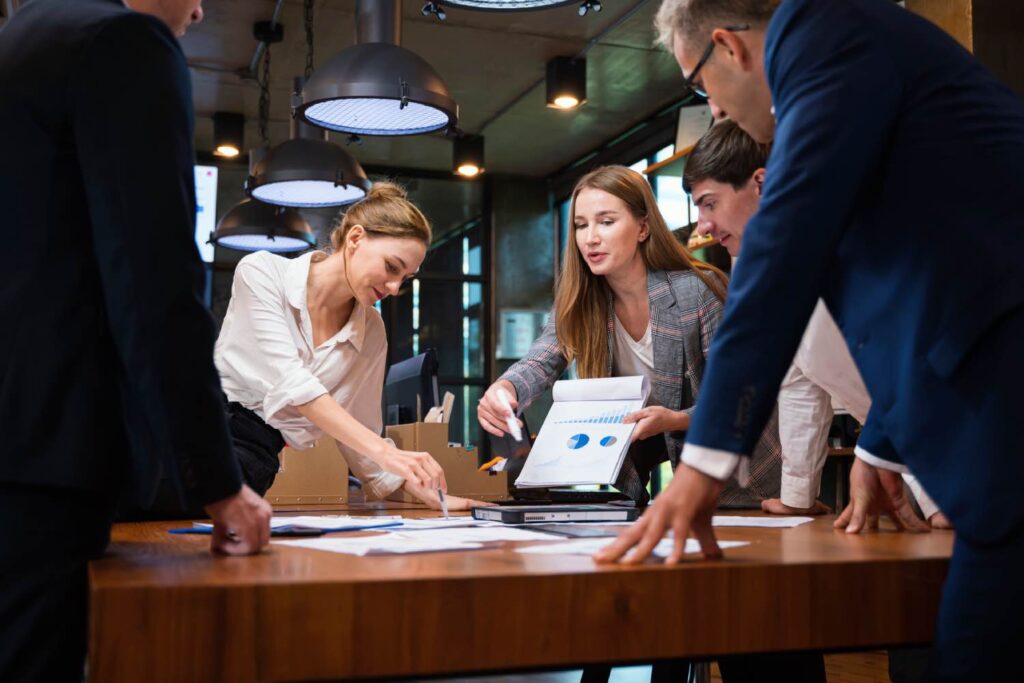 Gender-smart investing: entenda os benefícios de investir com foco em ...