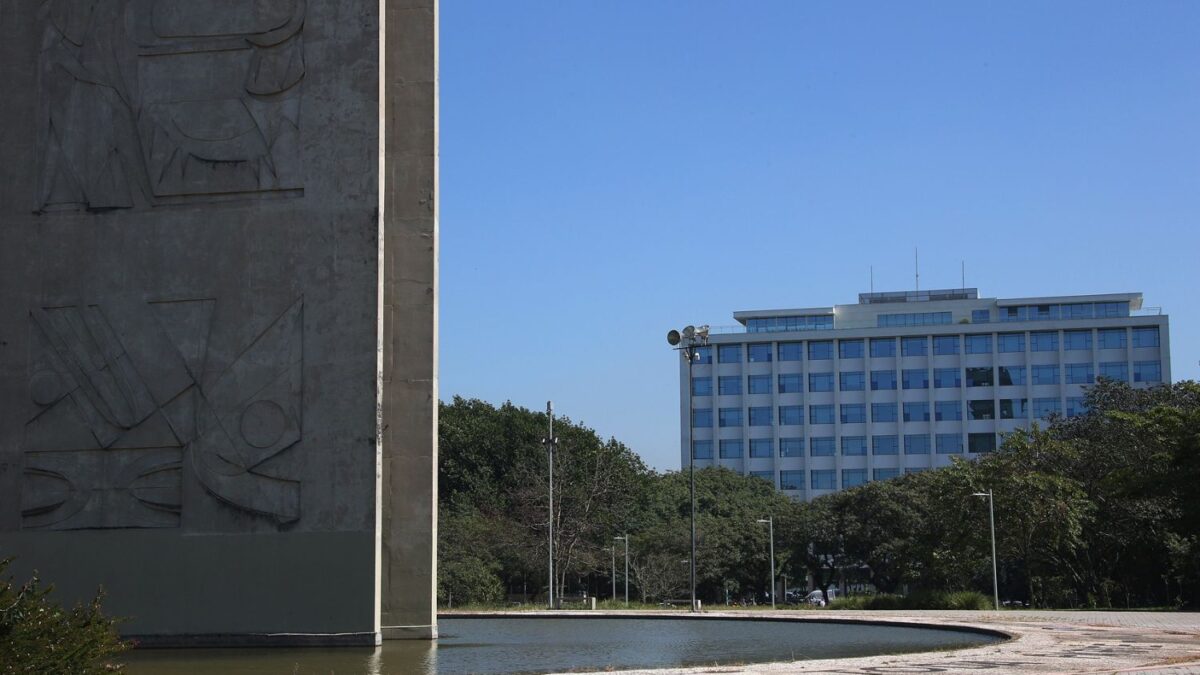 USP cai e Universidade de Buenos Aires é a melhor da América Latina ...