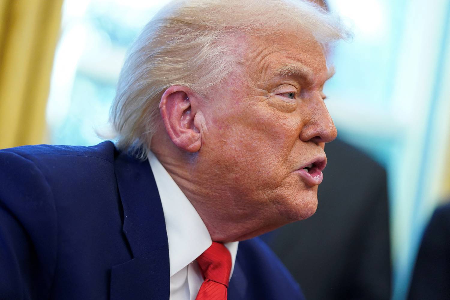 Como Donald Trump Ganhou Quase US$ 1 Bilhão com Criptomoedas em Poucos ...