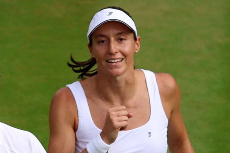 Luisa Stefani é a Primeira Brasileira em Final de Wimbledon após Quase ...
