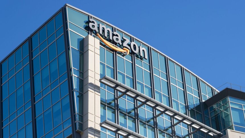 Amazon Corta 16 Mil Funcionários em Estratégia de Eficiência e IA
