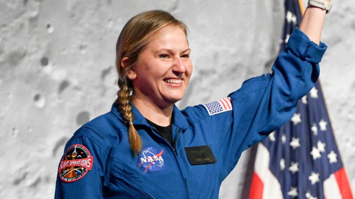 Candidata a Astronauta da NASA Conta Bastidores de Treinamento para Ir ...